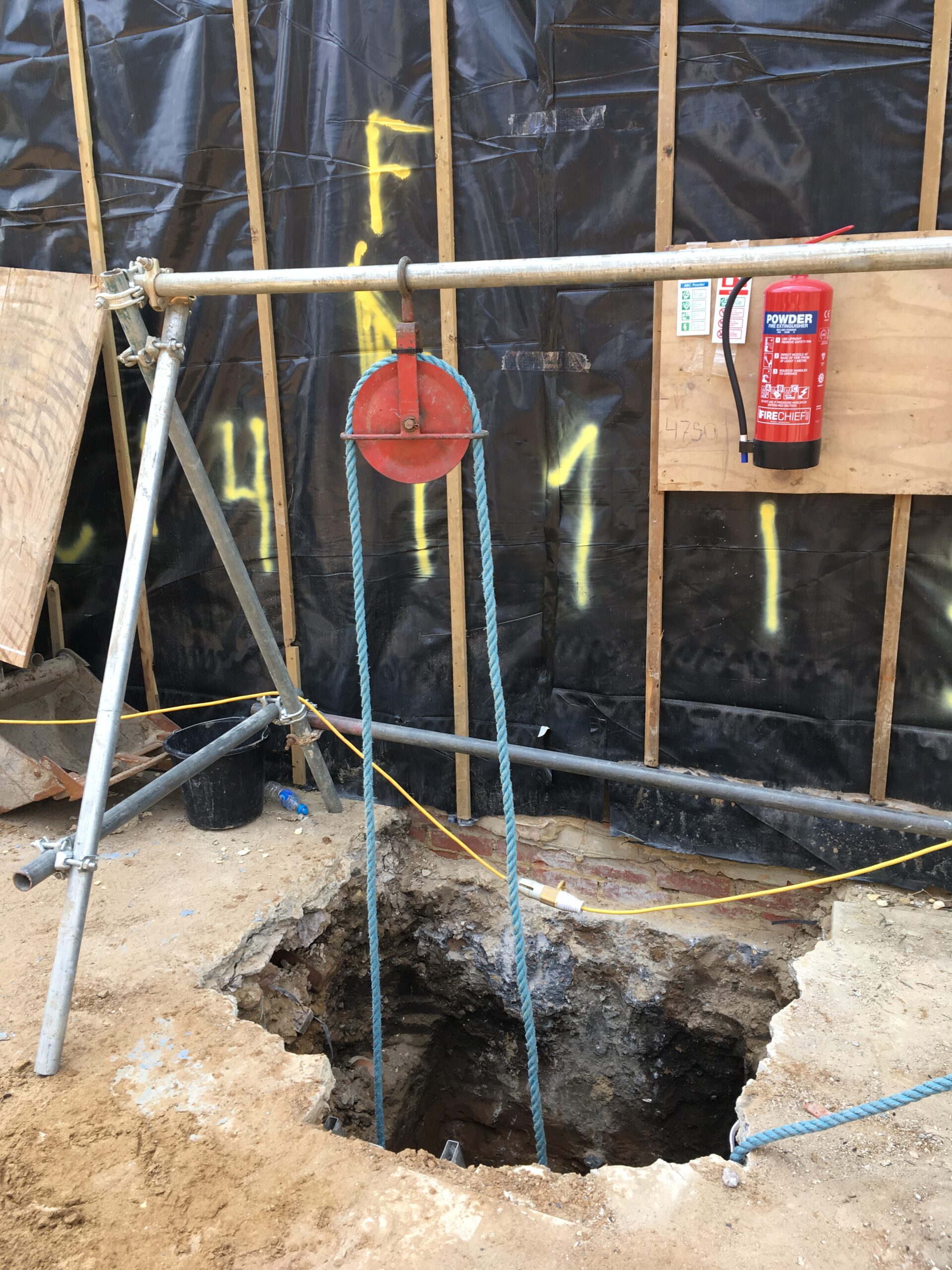 London Barnes | new build | underpinning | basement | reinforcement ...