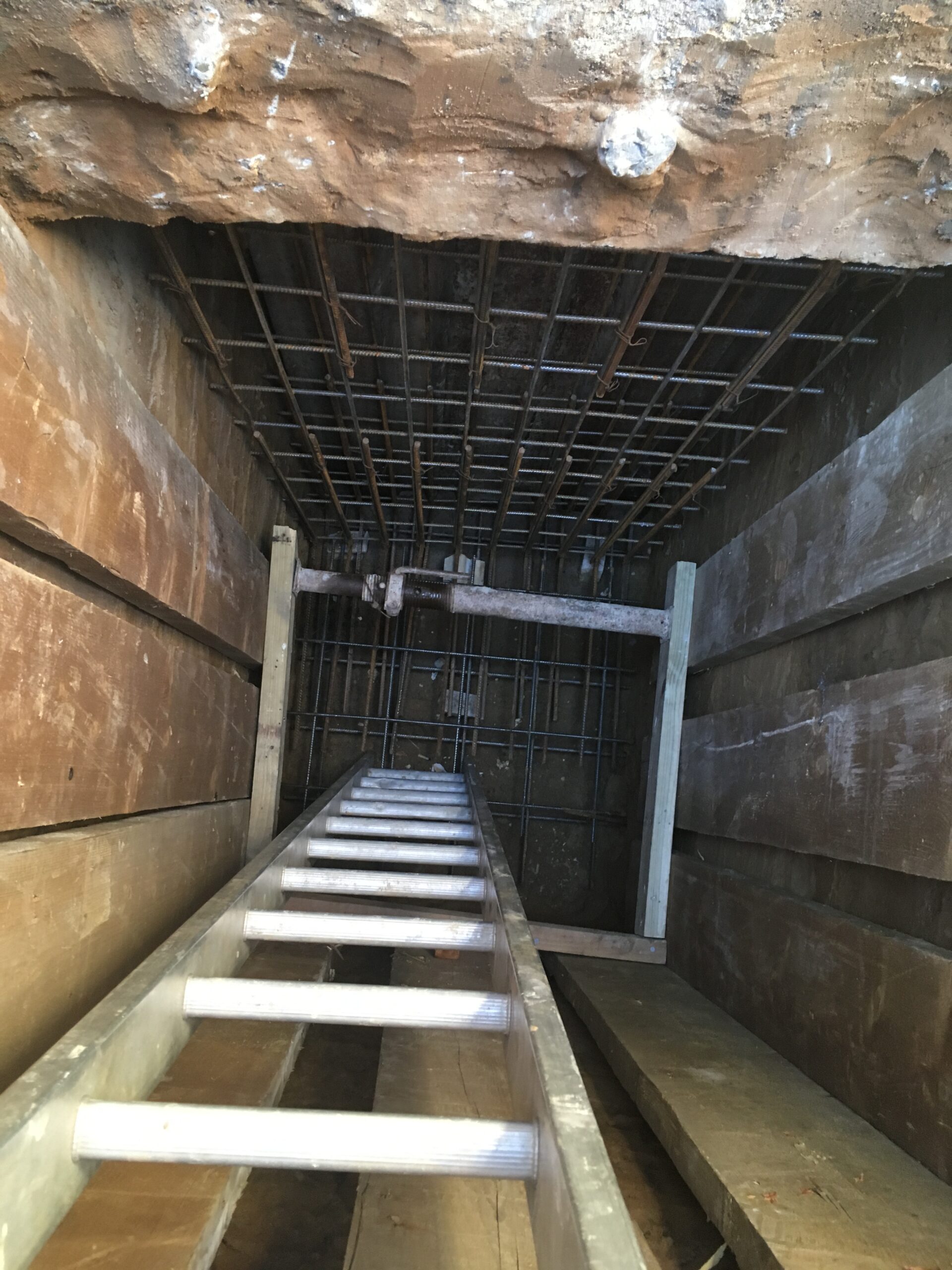 London Barnes | new build | underpinning | basement | reinforcement ...