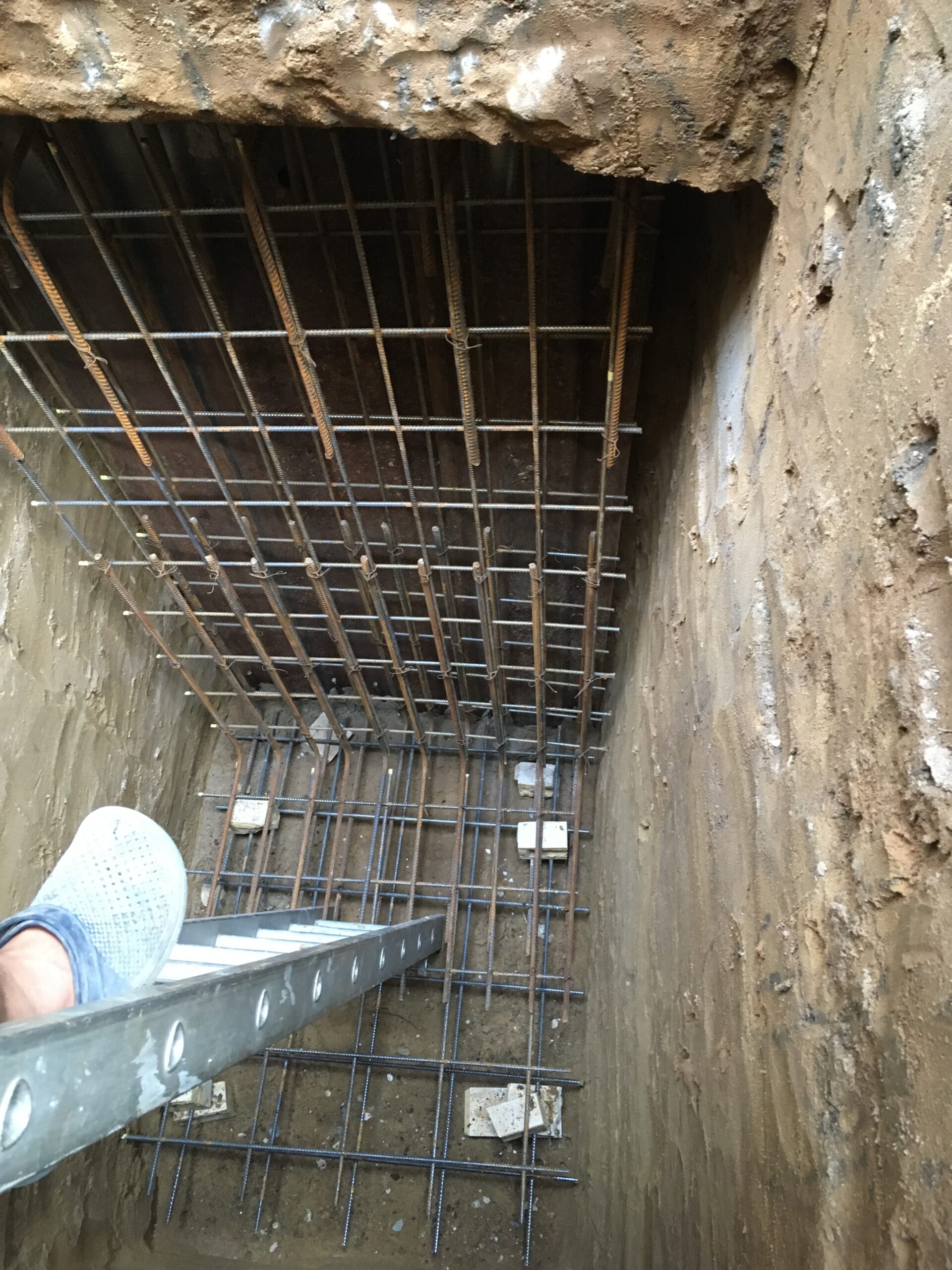 London Barnes | new build | underpinning | basement | reinforcement ...